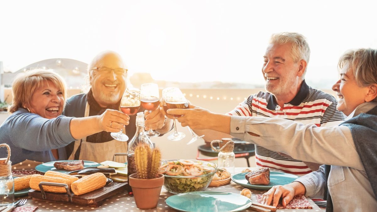 Statistics Proving the Rise of Senior Travel - JetSet Sidekick